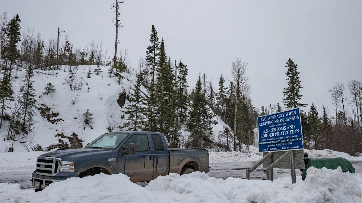 US Border 2026: 5 Rights Canadians Must Know | Expert Zoom